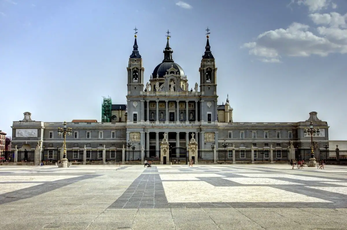 Virgen de Almudena: Conoce la historia, milagros y un poco más