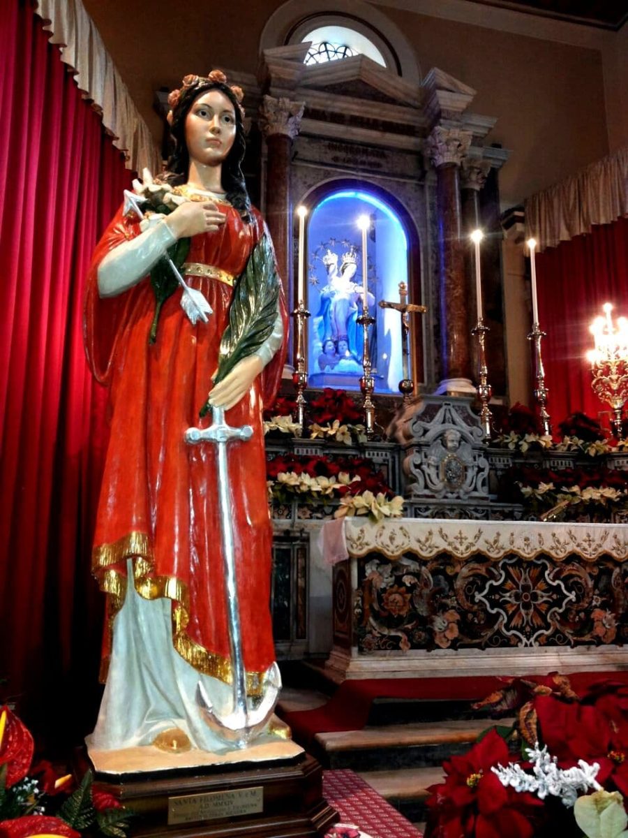 Santa Filomena: Historia, Biografía, Oración Milagros Y Más