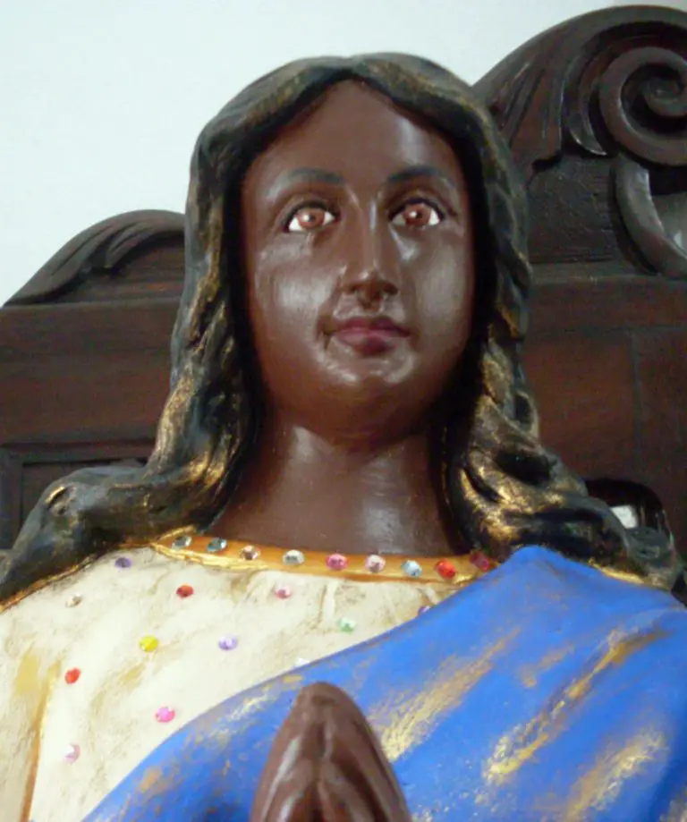 Santa Sara: También Conocida Como La Patrona Del Pueblo Gitano