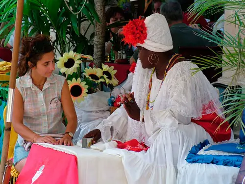 Santería En Cuba: Conoce Su Origen, Sus Santos, Rituales Y Mucho Más