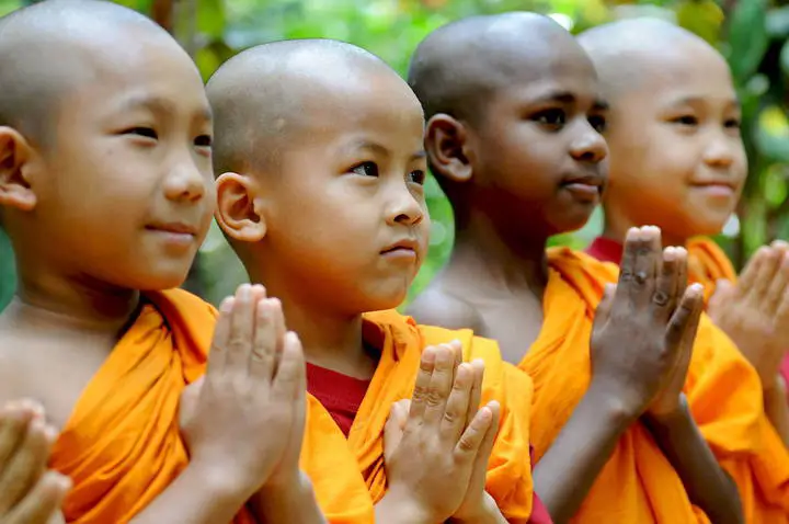Rites of Buddhism: celebrations, worship, customs, prosperity and more.