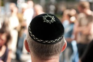 Do you know what dress is like in Judaism? Learn it here