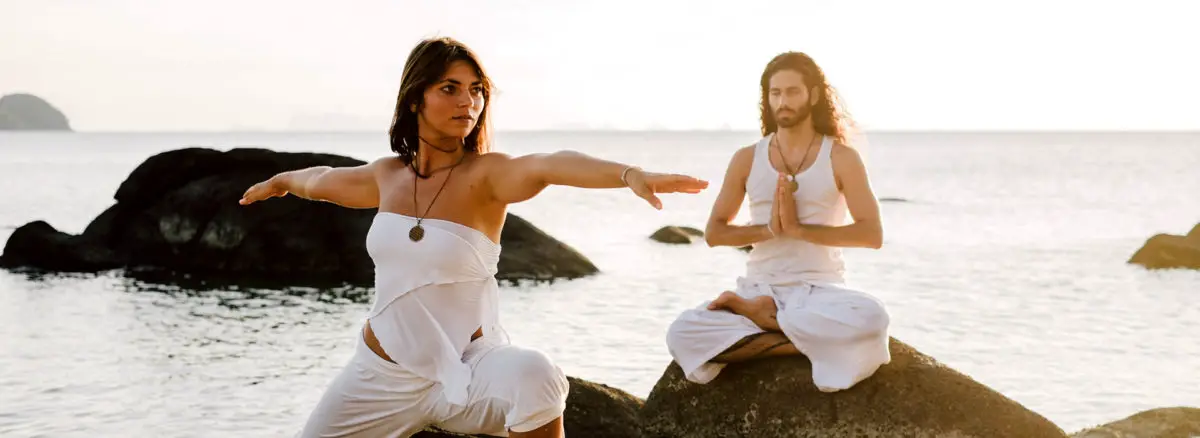 YOGA HINDÚ: Historia, Poses, Meditación Y Mucho Más