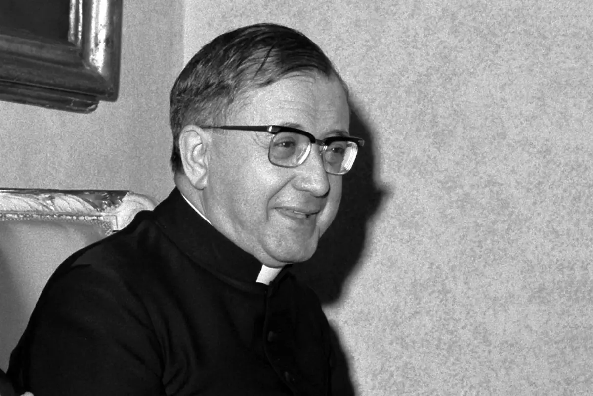 SAN JOSEMARÍA ESCRIVÁ, SACERDOTE FUNDADOR DEL OPUS DEI